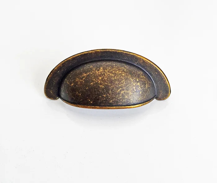 Antique Brass Shell Handle – Vintage Hardware Manila